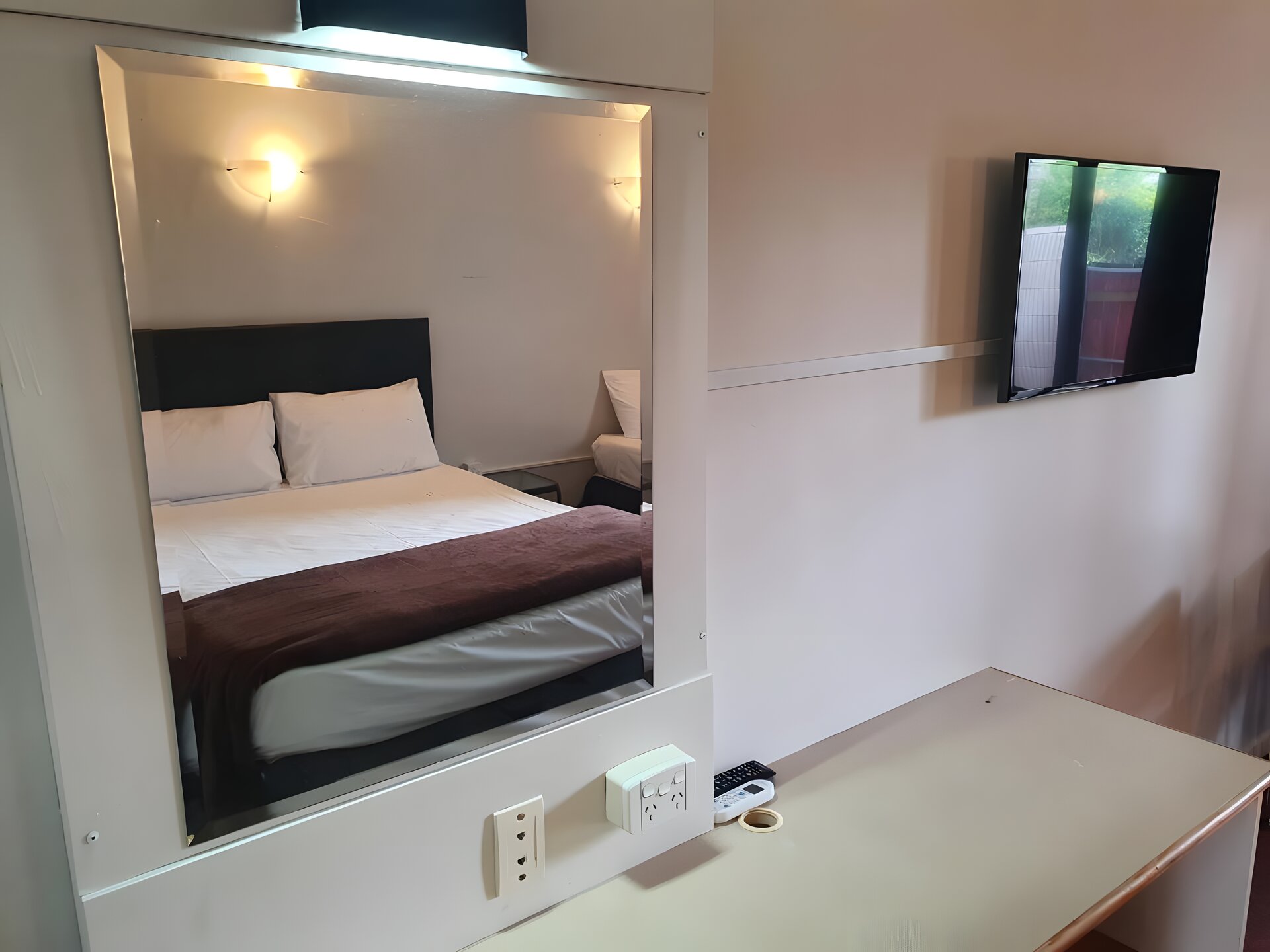Ascot Epsom Motel:Home