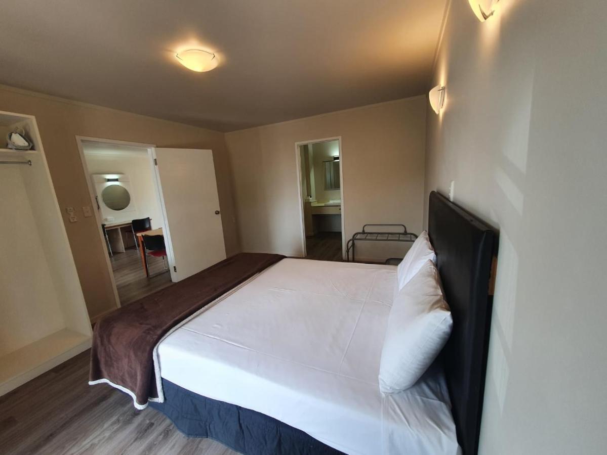 Ascot Epsom Motel:Home